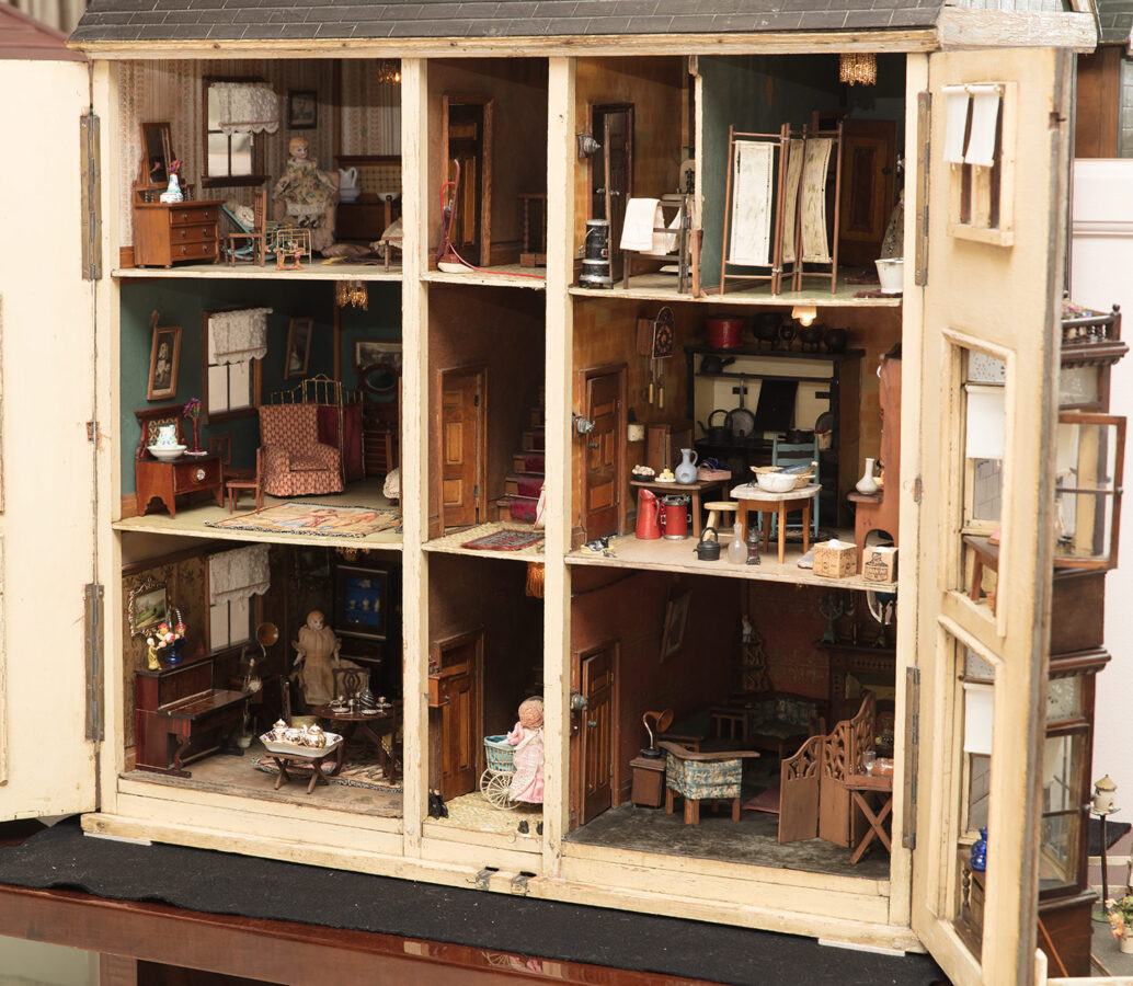 ‘Idaville’ Antique Edwardian Dolls House by Percy Platnauer c.1912 ...
