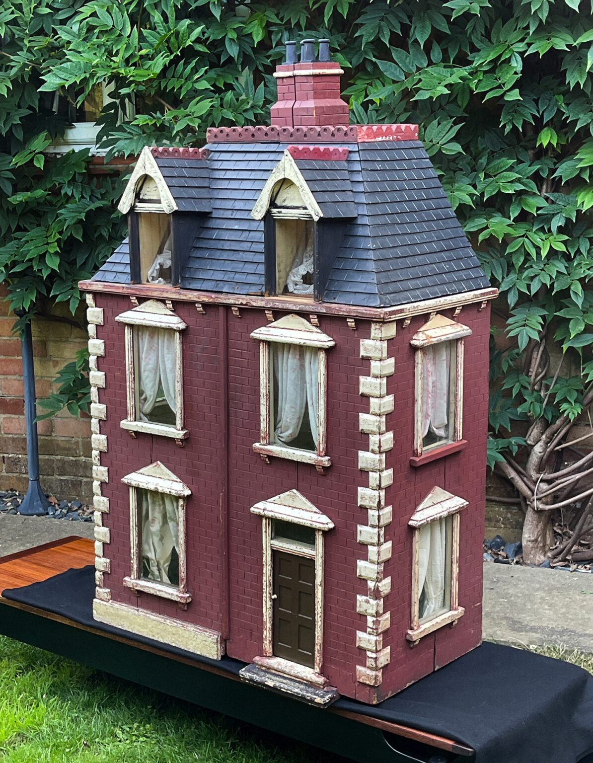 Large Antique Victorian Middle-Opening Dolls House c.1870 ...