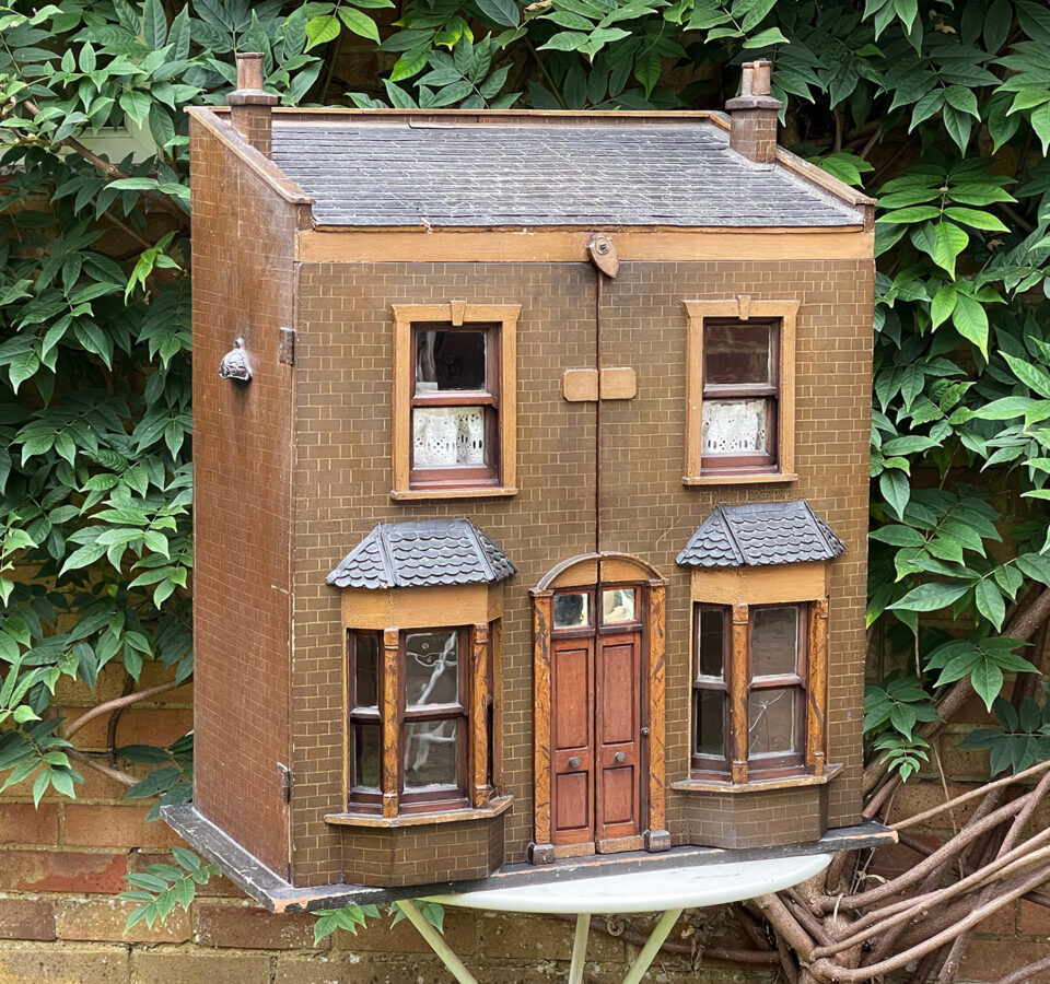 Antique Edwardian Dolls House c.1900 - Antiquedollshouse