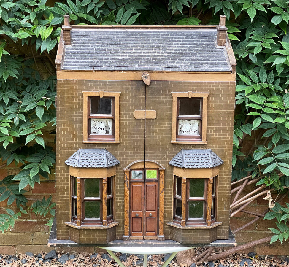 Antique Edwardian Dolls House c.1900 - Antiquedollshouse