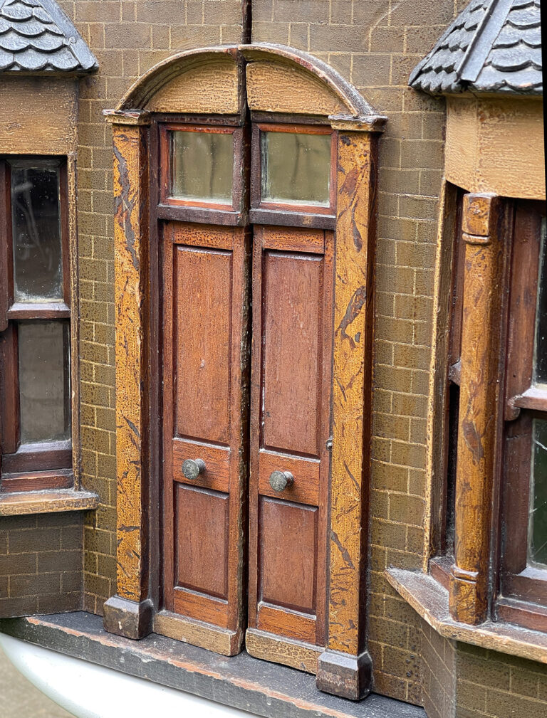 Antique Edwardian Dolls House c.1900 - Antiquedollshouse