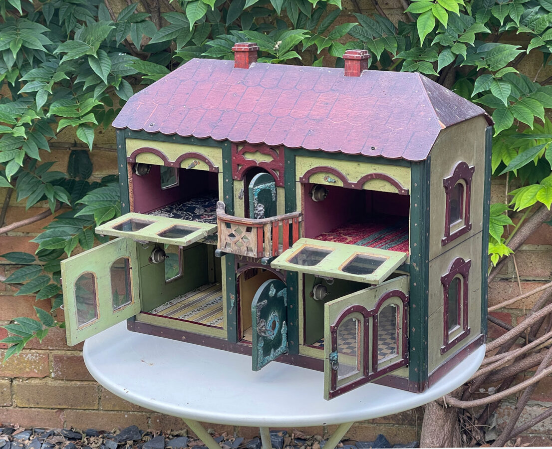 Small European Antique Edwardian Dolls House c.1900 - Antiquedollshouse